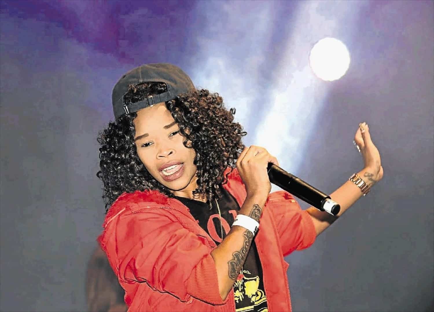 Who Is South African Artist Fifi Cooper Boyfriend? Family And Net Worth In Detail - Bugging ...