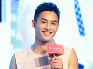 Fandy Fan Wife: Is He Married? Family And Net Worth | TV Show Stars